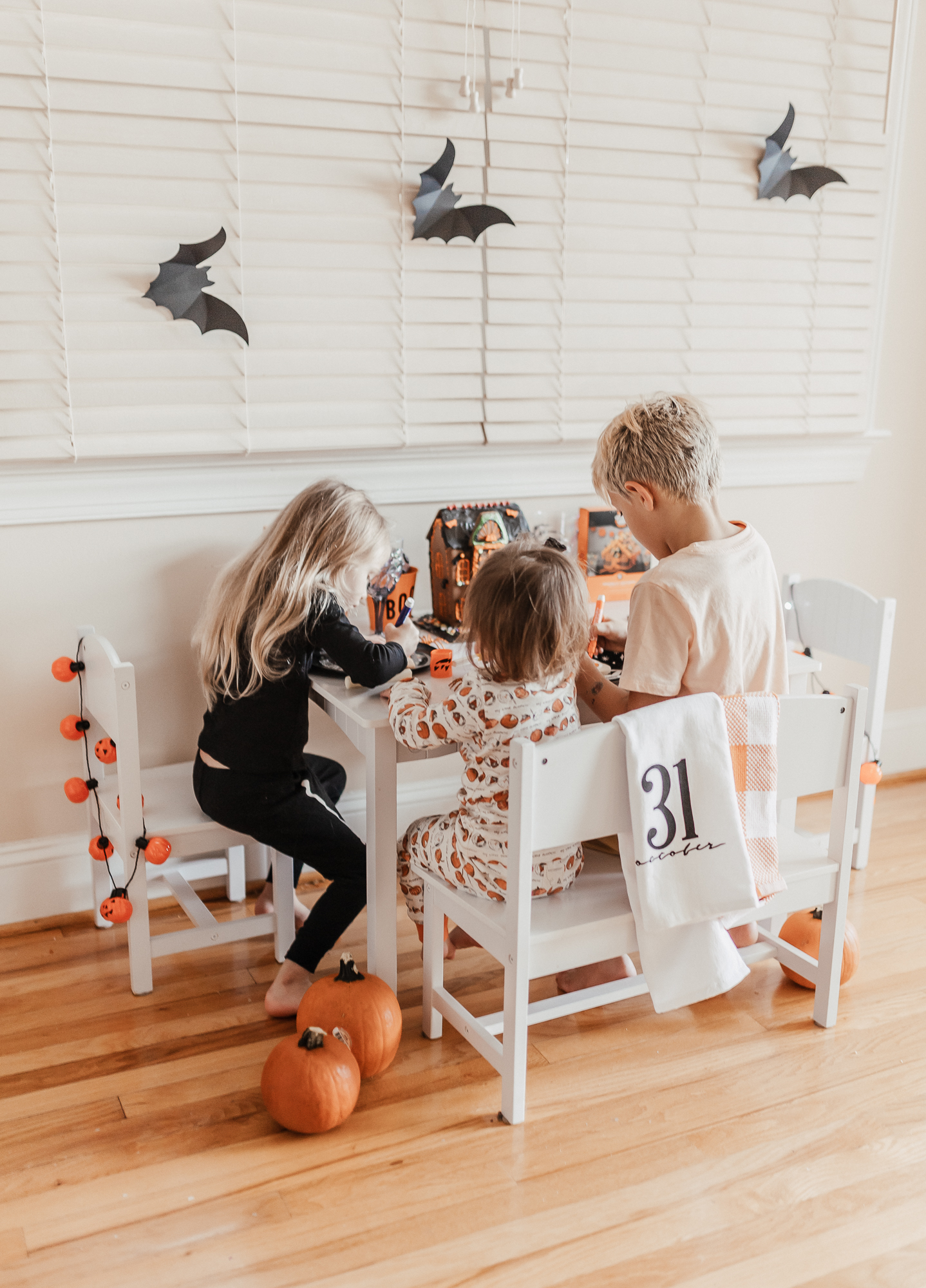 Halloween Kids Tablescape | Babies, Love, and Lattes